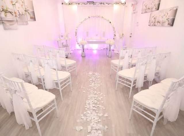 One love wedding chapel las vegas 60 photos - Vianawedding.com