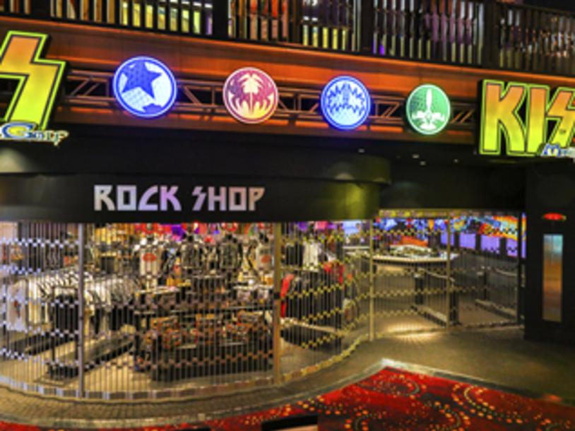 KISS By Monster Mini Golf | Las Vegas, NV 89103