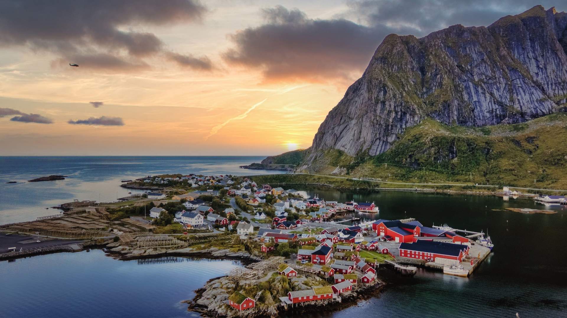 Reine Rorbuer - Classic Norway Hotels | Fishermen's Cabin | Reine | Norway