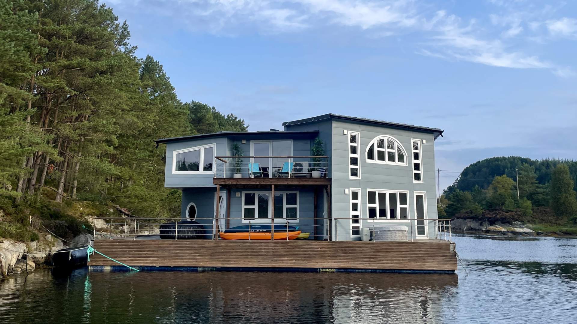 floating boathouse