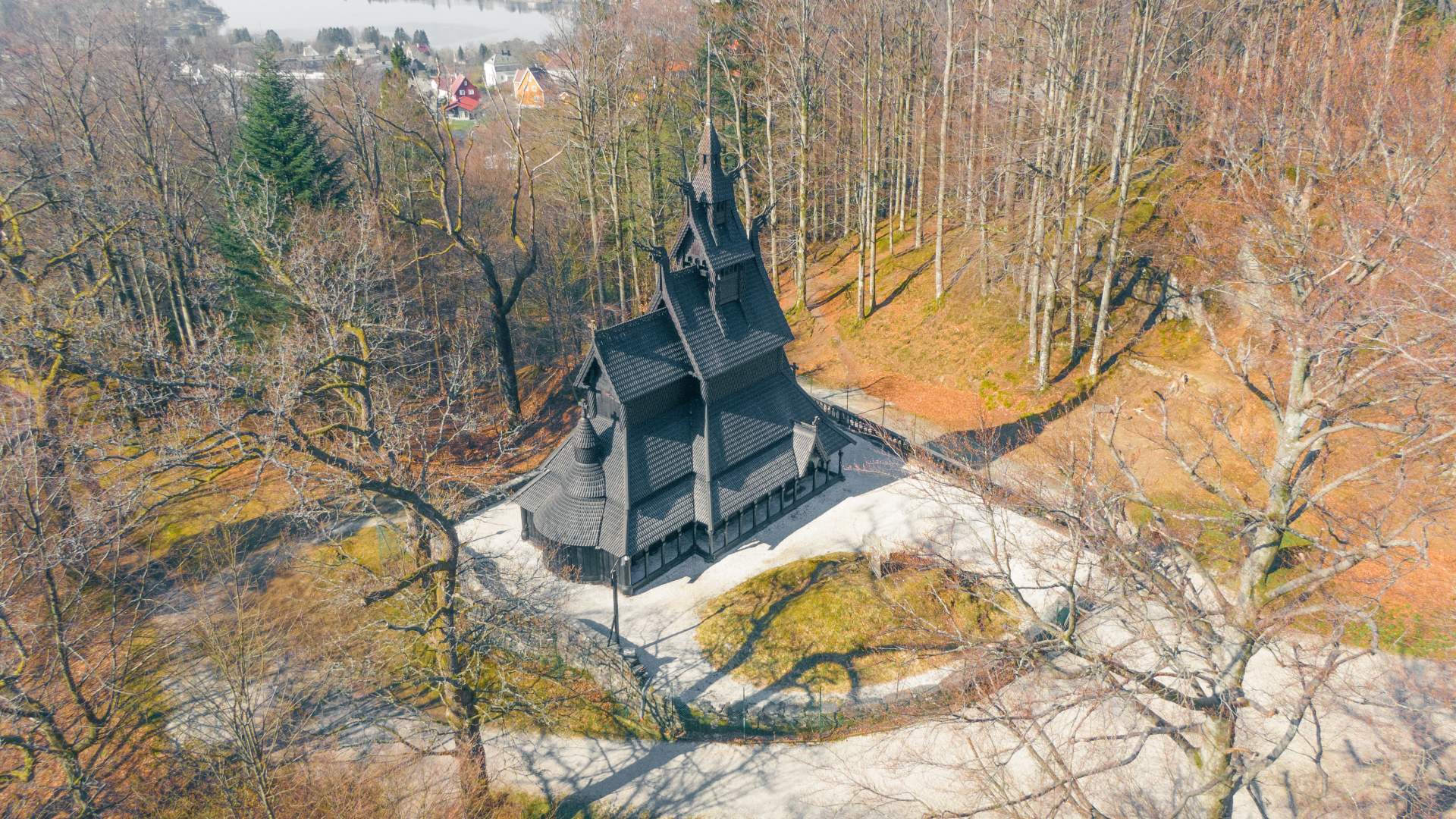 varg churches