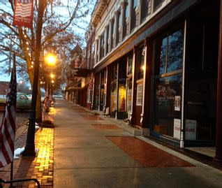 Historic Downtown Holton Square | Holton, KS 66436