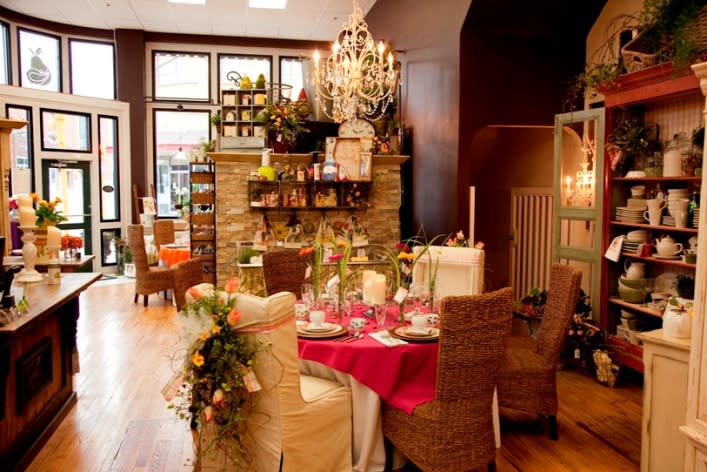 The Paisley Pear | Hays, KS 67601