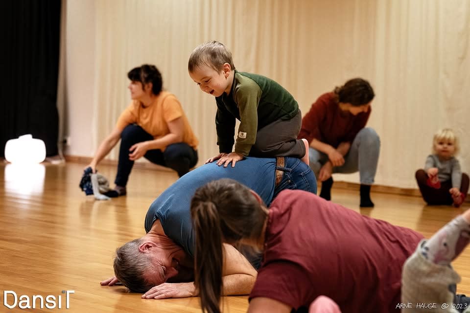 Tumledans at DansiT - Saturday 22.03.25 (2-6 years) | Congress ...