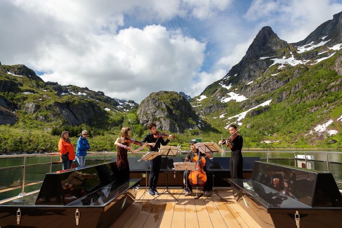 Trollfjord | Tour Suggestions | Røst | Norway