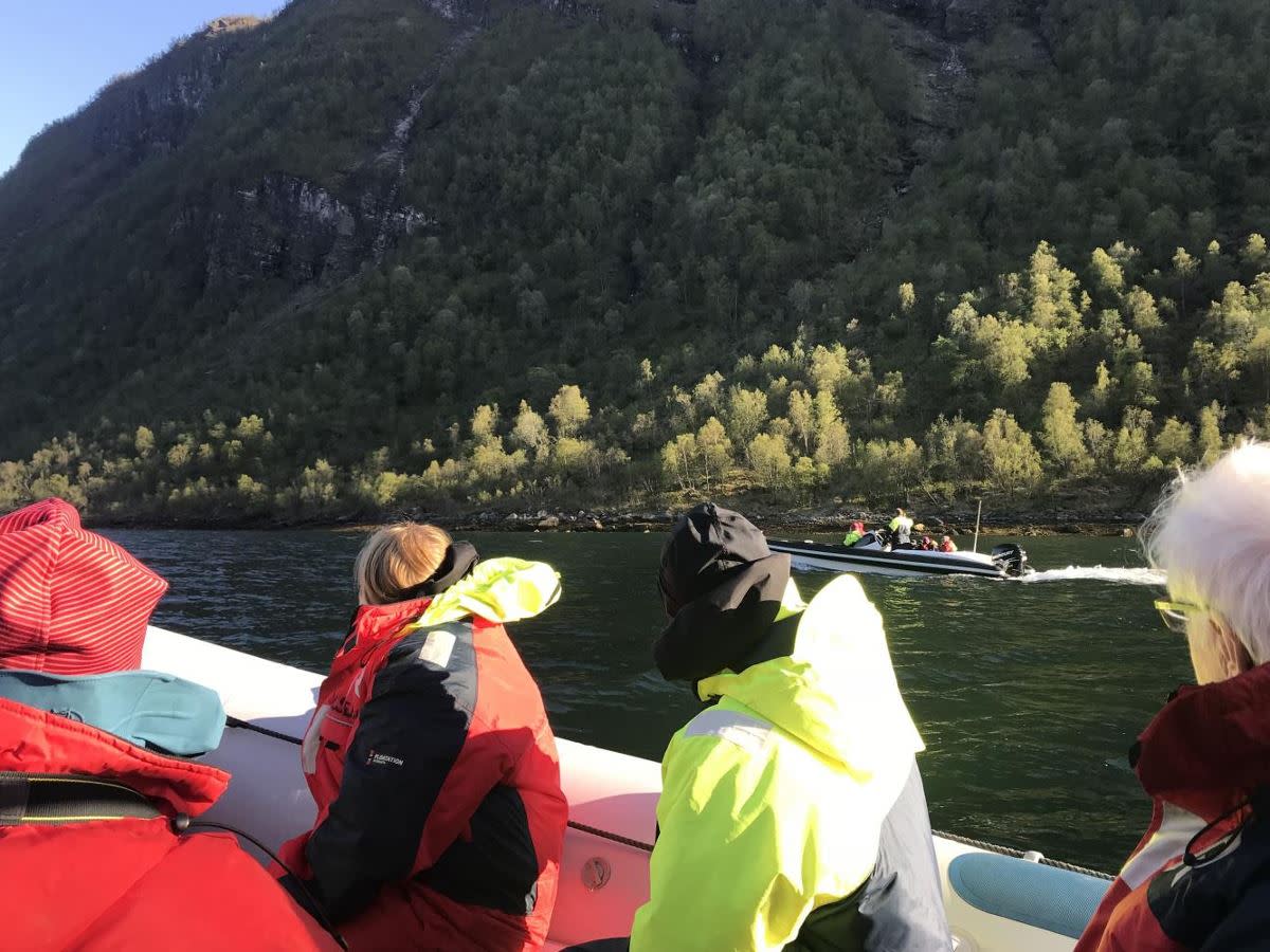 Enjoy boat and bus from Rombaksbotn to Narvik