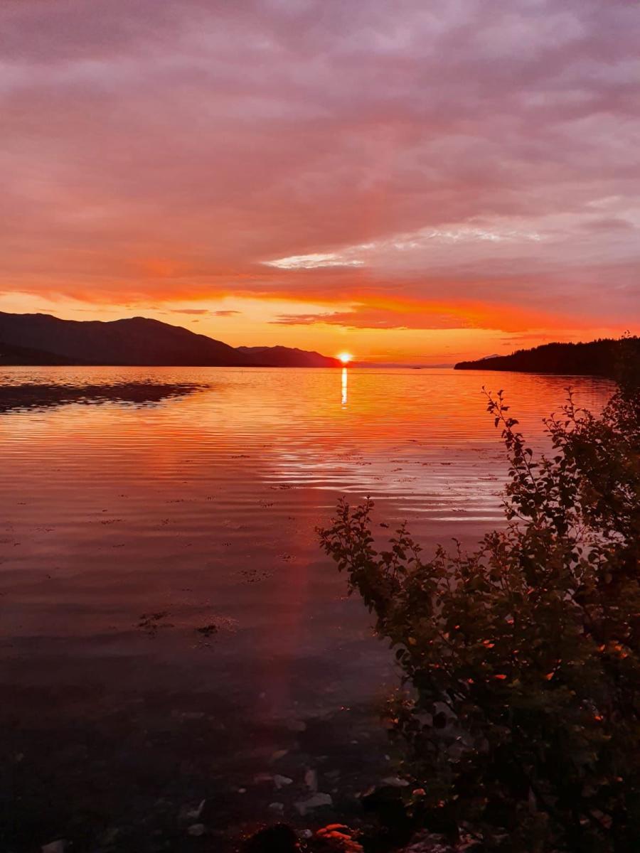 Family friendly hikes under the midnight sun | Hiking | Vangsvik | Norway