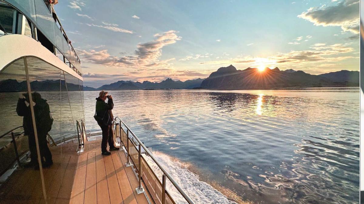 Midnattssol- og solnedgangscruise | Nature Attractions | | Norway