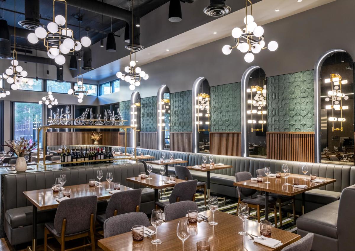 Amari Italian Kitchen & Wine Shop | Las Vegas, NV