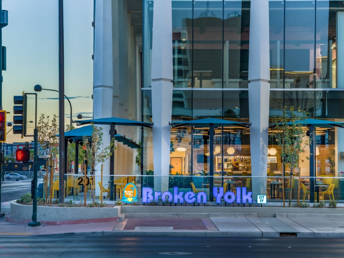 Broken Yolk Cafe - Downtown | Las Vegas, NV