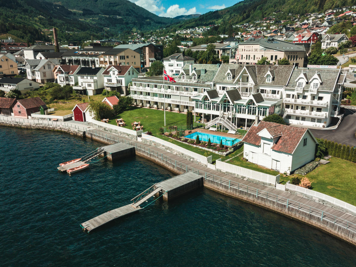 Hofslund Fjordhotell | Hotels | Sogndal | Norway