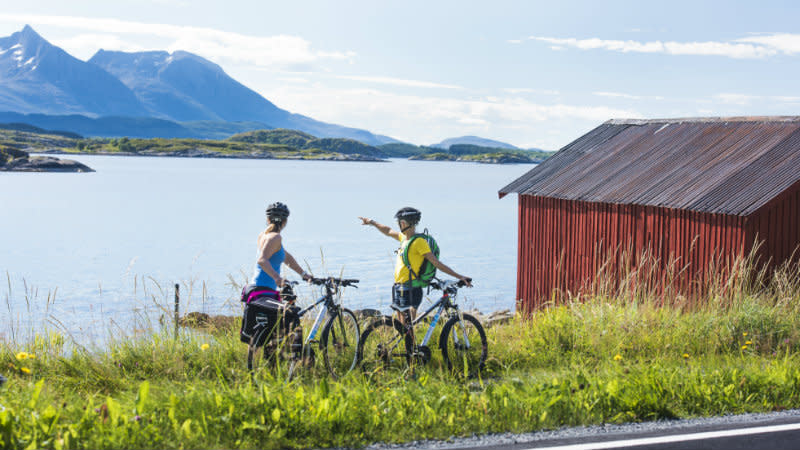 Sykkeltur på Helgelandskysten | Discover Norway | Biking | Brønnøysund ...