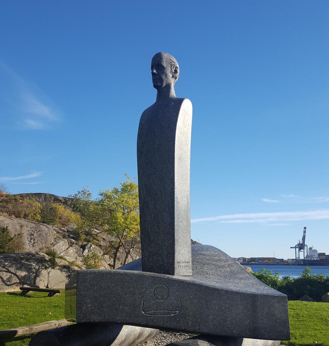 Thor Heyerdahl monument | Buildings & Monuments | Larvik | Norway