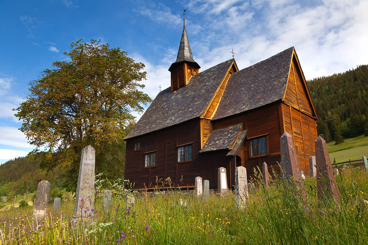Lomen Stave Church