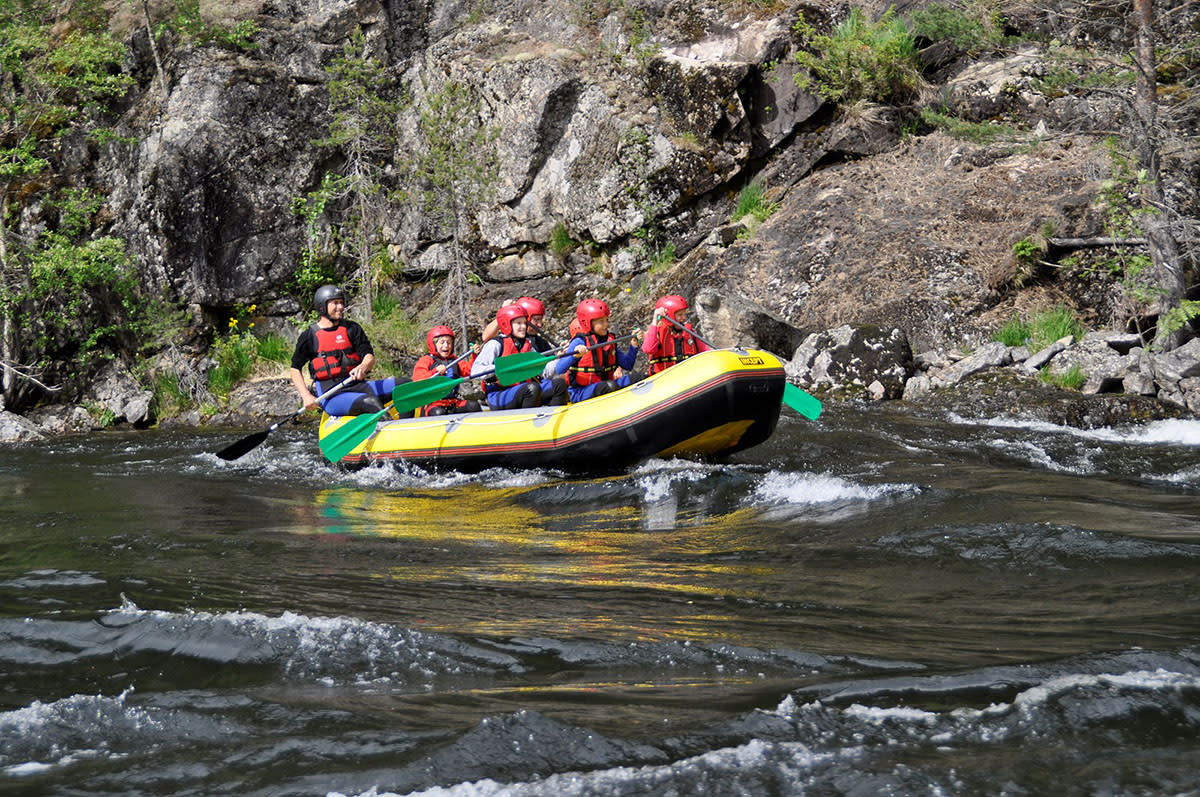 Rafting on the river Begna