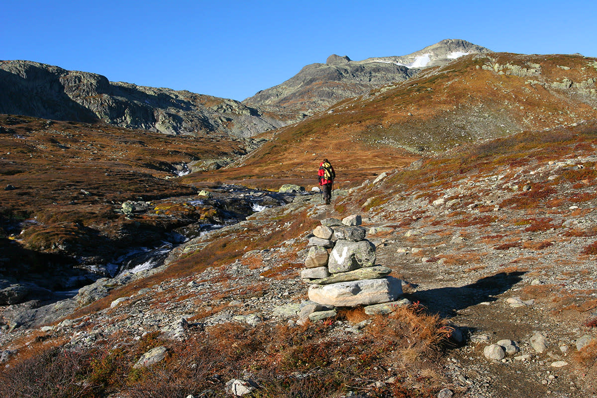 Mugnetinden 1739 masl | Hiking | Beito | Norway