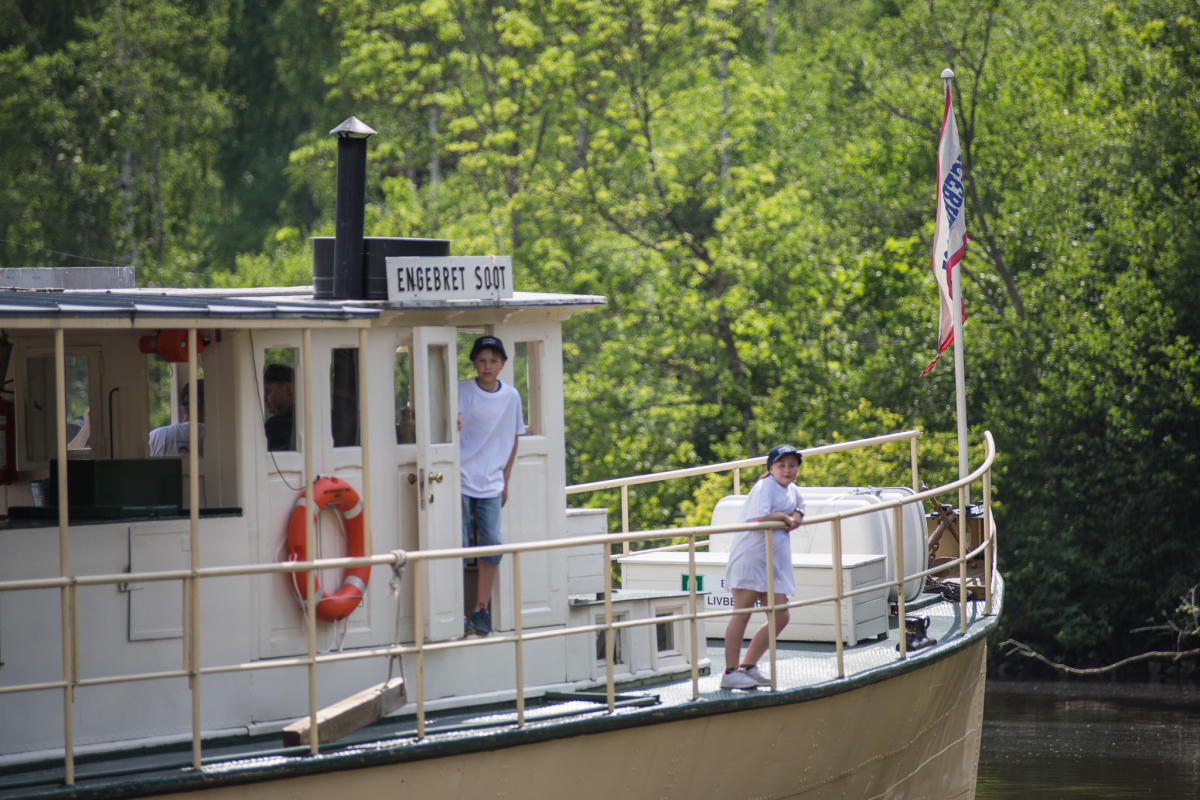 D/S Engebret Soot on the Haldenkanalen | Sailing & Boat Activities ...