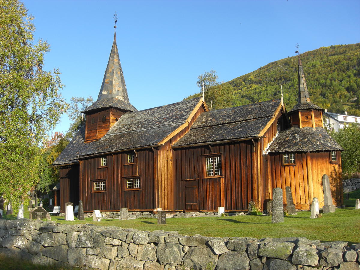 Hol Old Church | Buildings & Monuments | Hol | Norway