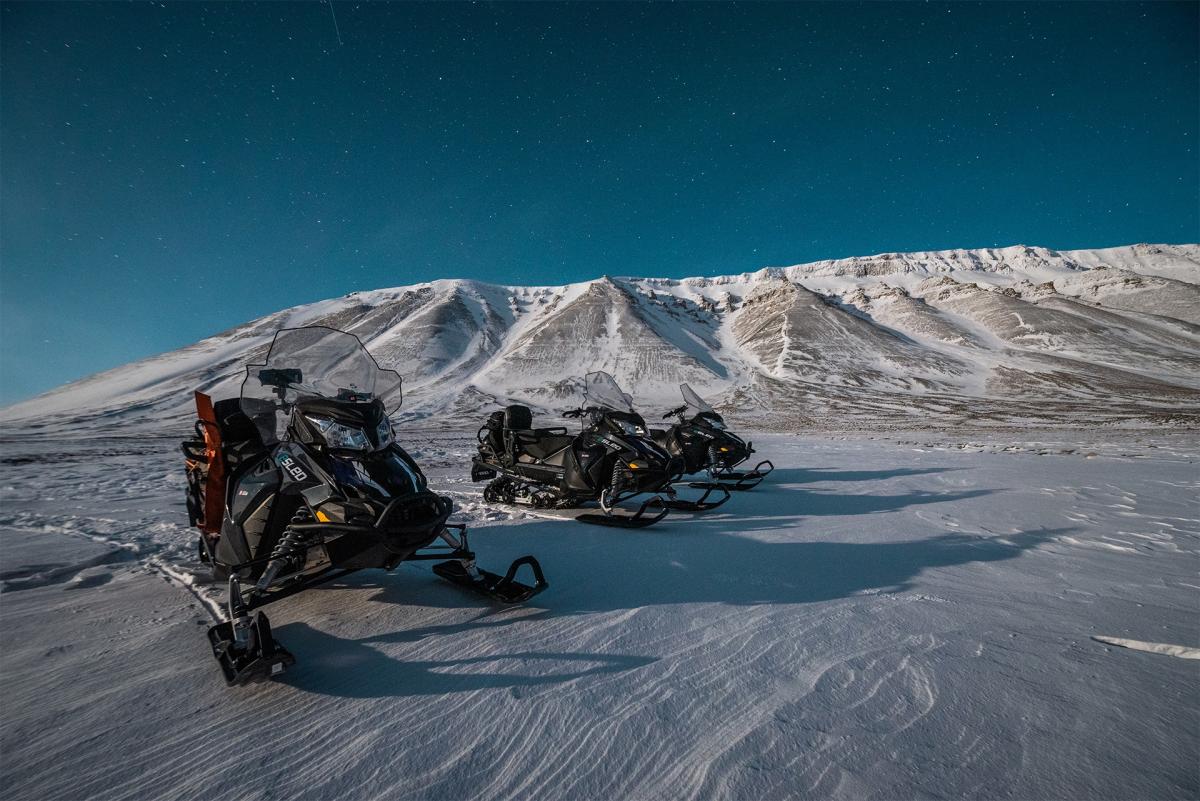 Northern Lights Safari by Electric Snowmobile - Hurtigruten Svalbard ...