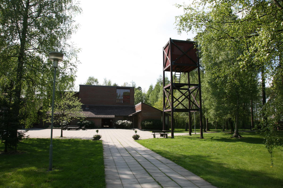 Ekholt kirke | Buildings & Monuments | Dilling | Norway