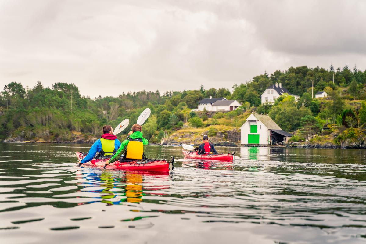 Guided kayak trip around the Øygarden islets outside Bergen | Canoeing ...