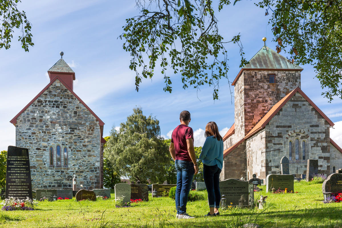 Søsterkirkene - et landemerke | Buildings & Monuments | Gran | Norway