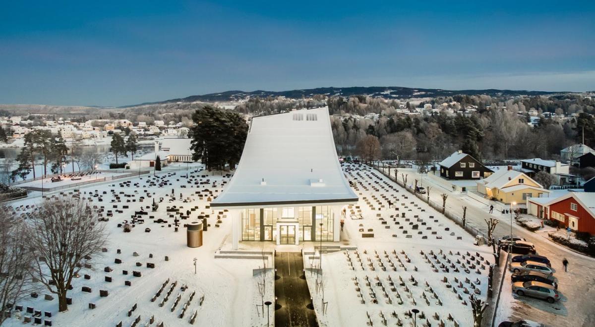 Hønefoss Church | Buildings & Monuments | Hønefoss | Norway