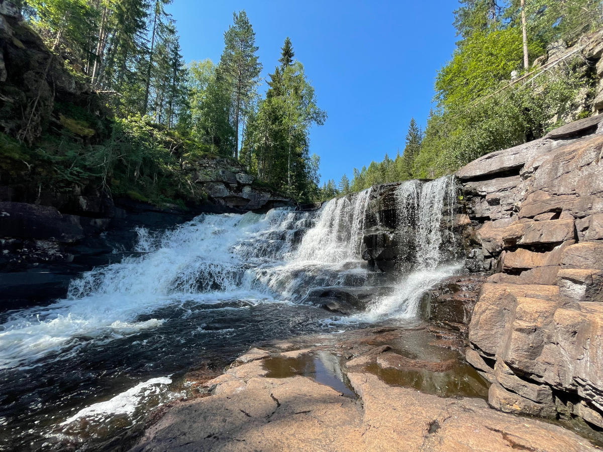 Gåfossen badeplass | Bathing | Maura | Norway