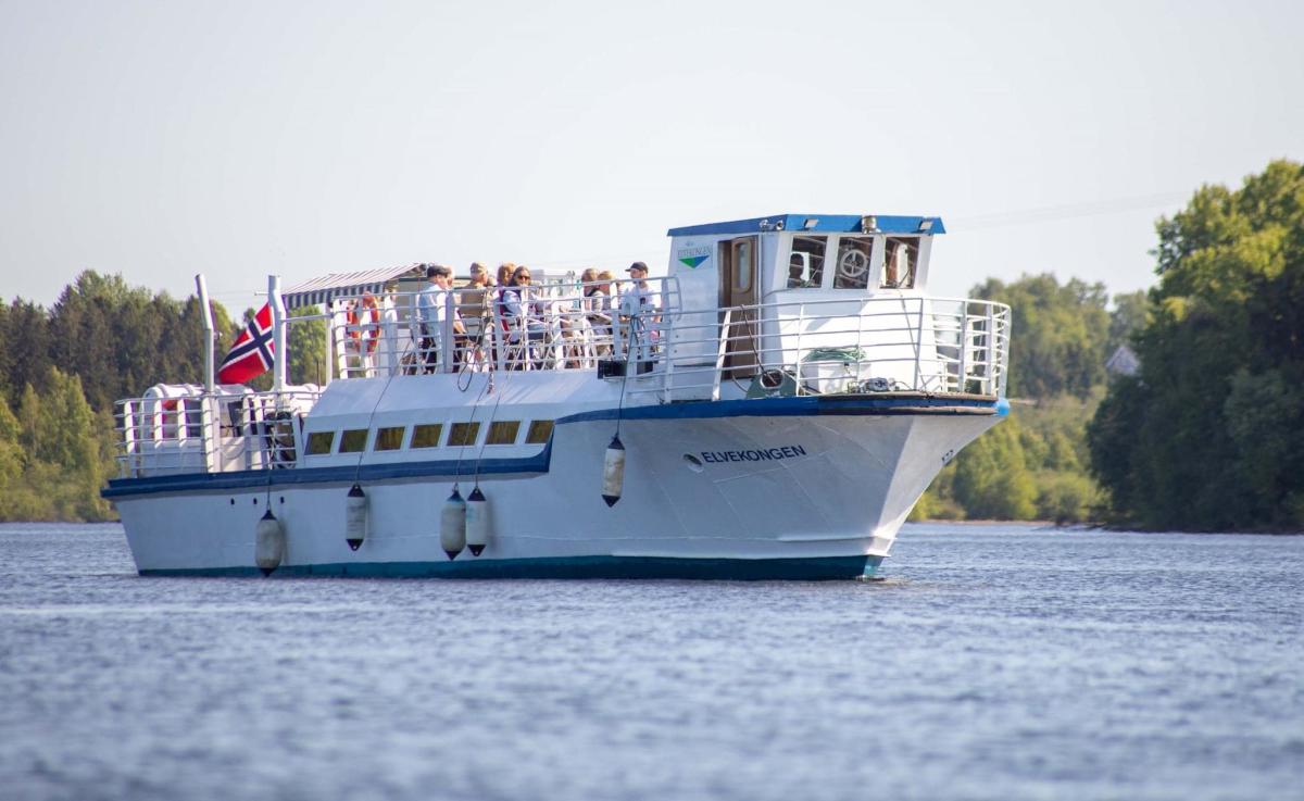 Rivercruise with M/S Elvekongen | Family Activities | Årnes | Norway