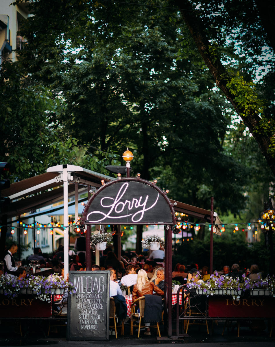 Lorry Restaurant | Pubs & Bars | Oslo | Norway