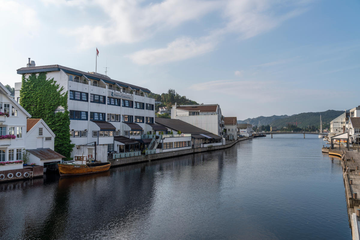 Maritim Fjordhotel | Hotels | Flekkefjord | Norway