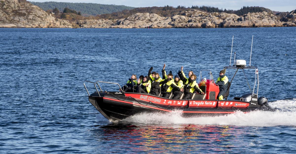 Seaside trip with a RIB to Ryvingen Lighthouse | Sailing & Boat ...