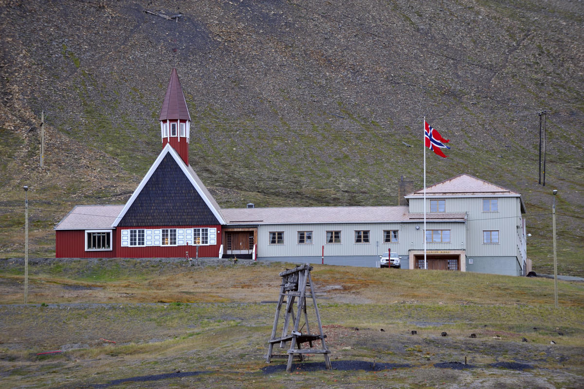 Svalbard church | Buildings & Monuments | Longyearbyen | Norway