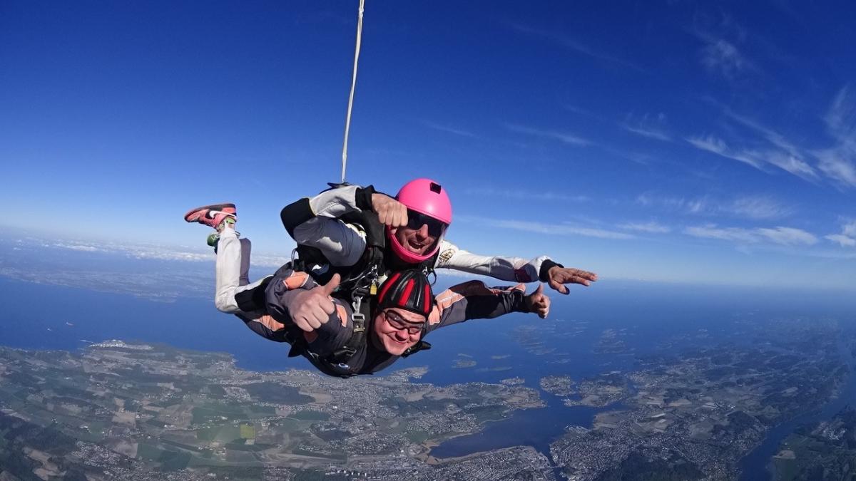 Tandem jump with Skydive Tønsberg | Parachuting | Sem | Norway