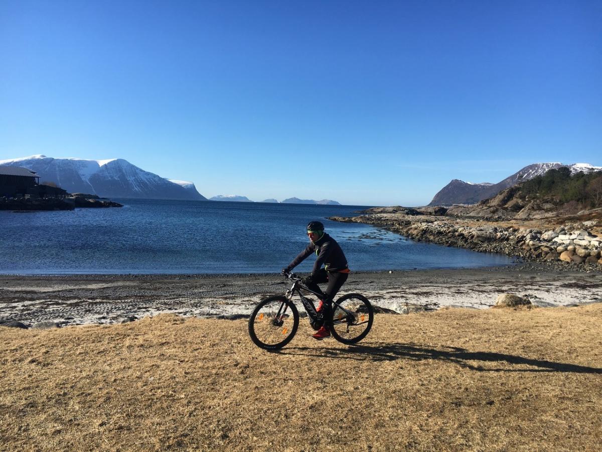 Experience E-bike & Hike in Ålesund, Norway
