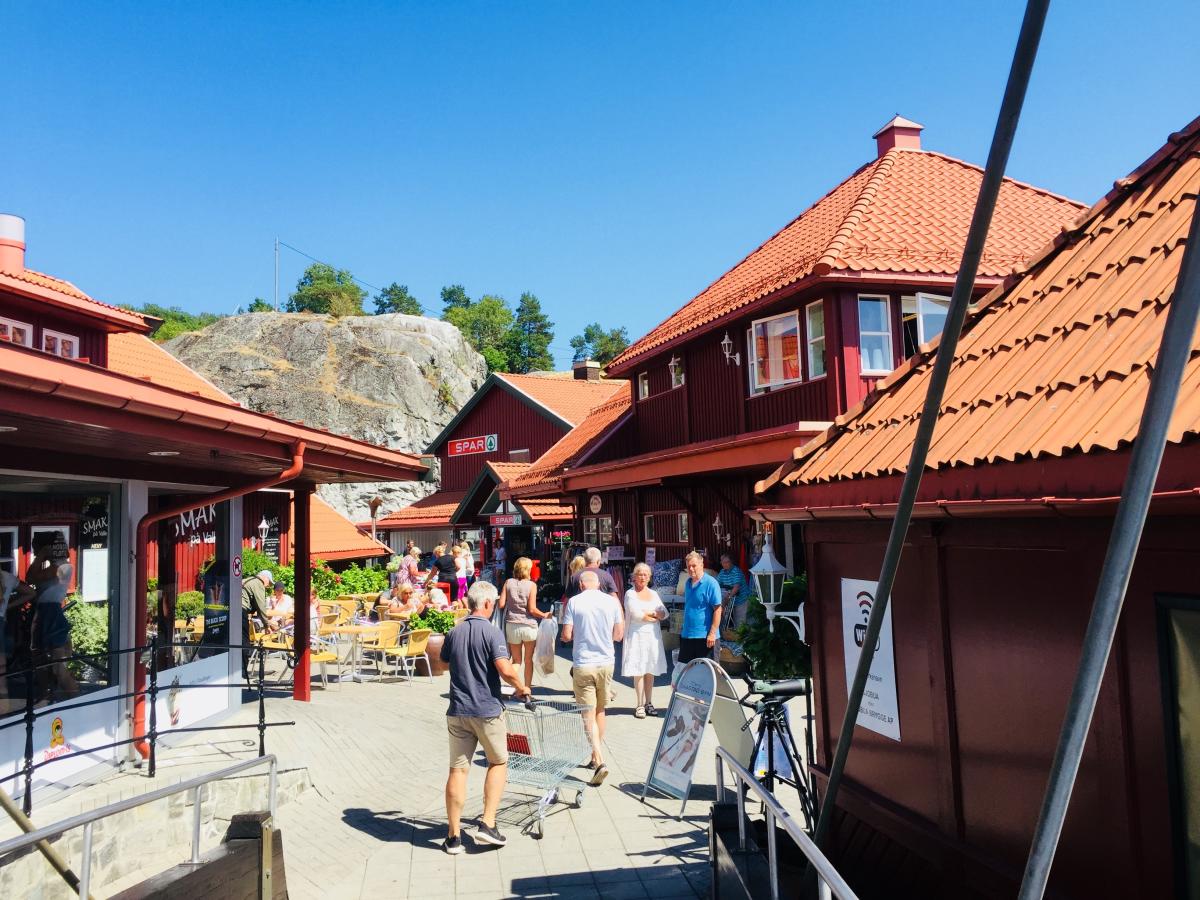 Icecream Bar at Valle | Restaurants | Stathelle | Norway