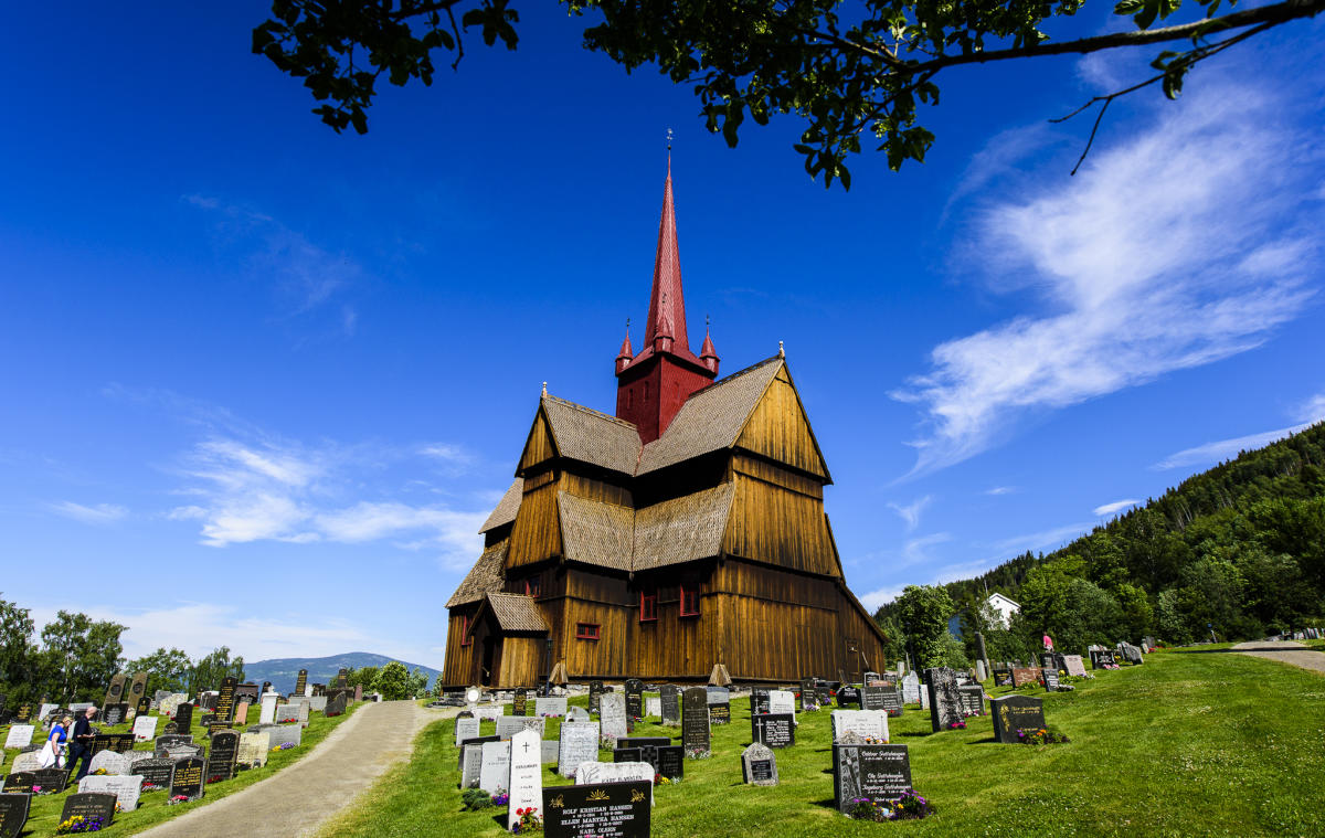 Ringebu Stave Church | Buildings & Monuments | Ringebu | Norway