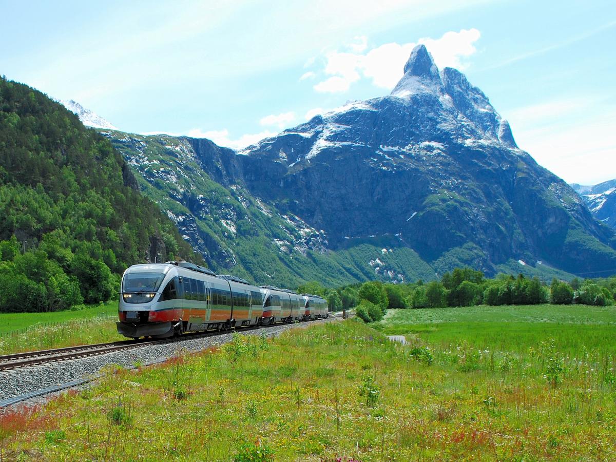 Take a ride on the Rauma Line | Round Trips | Åndalsnes | Norway