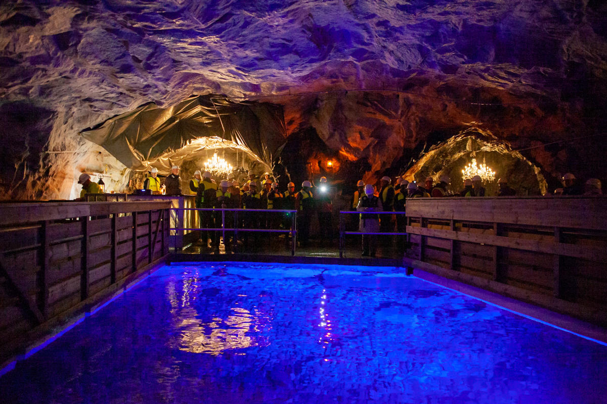 Besøk marmorgruvene i Bergtatt | Nature Attractions | Eide | Norway