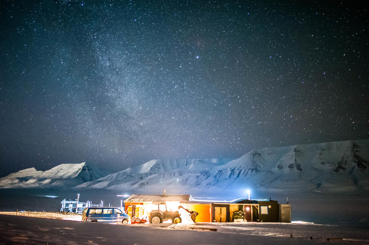 Polar Night Adventure: Dogsledding, Lunch, and Stories of a Sled Dog's ...