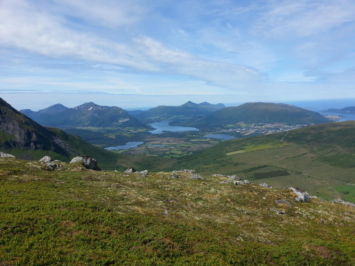 Hiking to Snøtind | Hiking | Eide | Norway