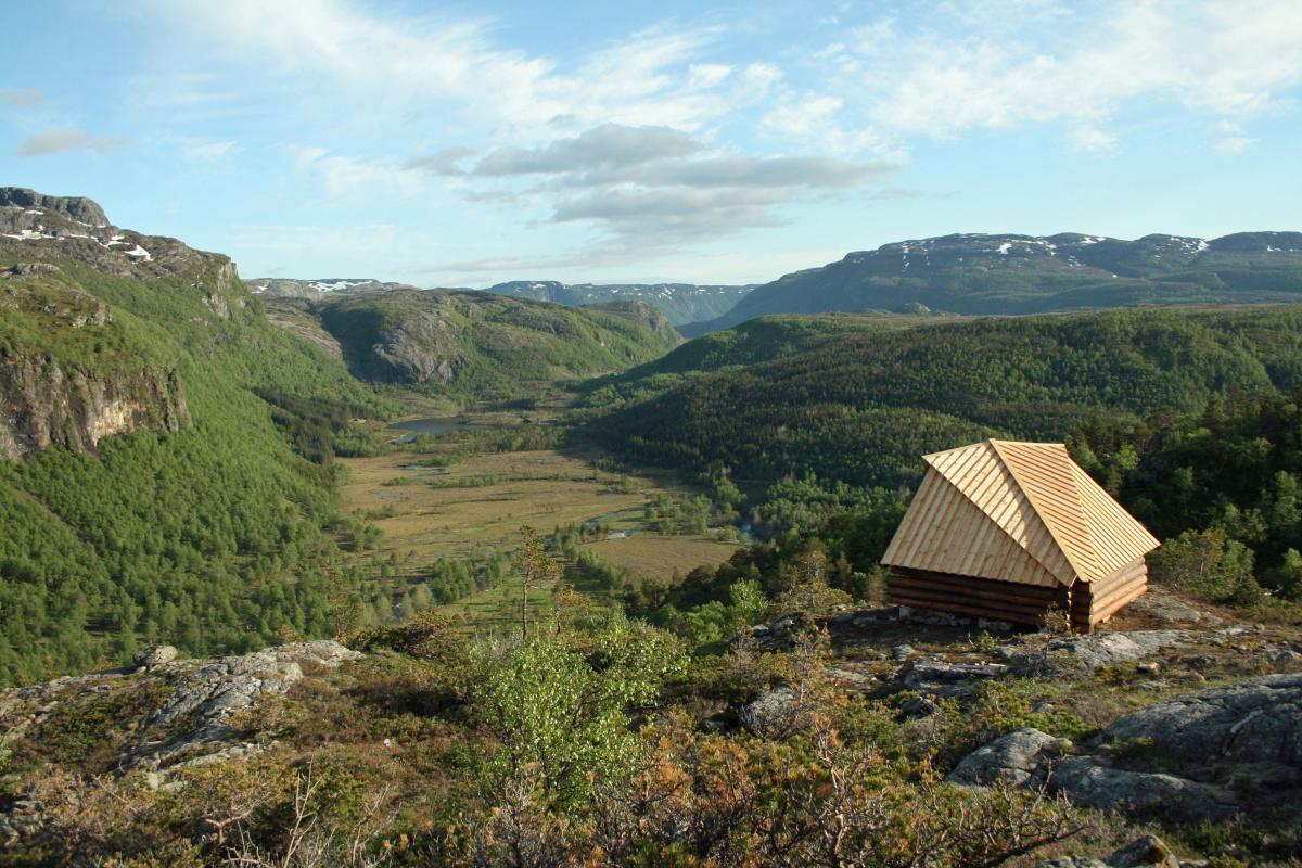 Ritland crater | Hiking | Hjelmeland | Norway