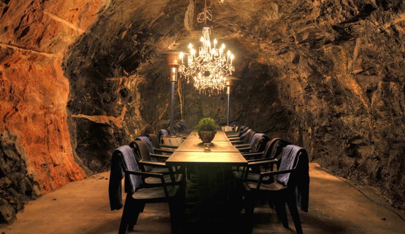 Besøk marmorgruvene i Bergtatt | Nature Attractions | Eide | Norway