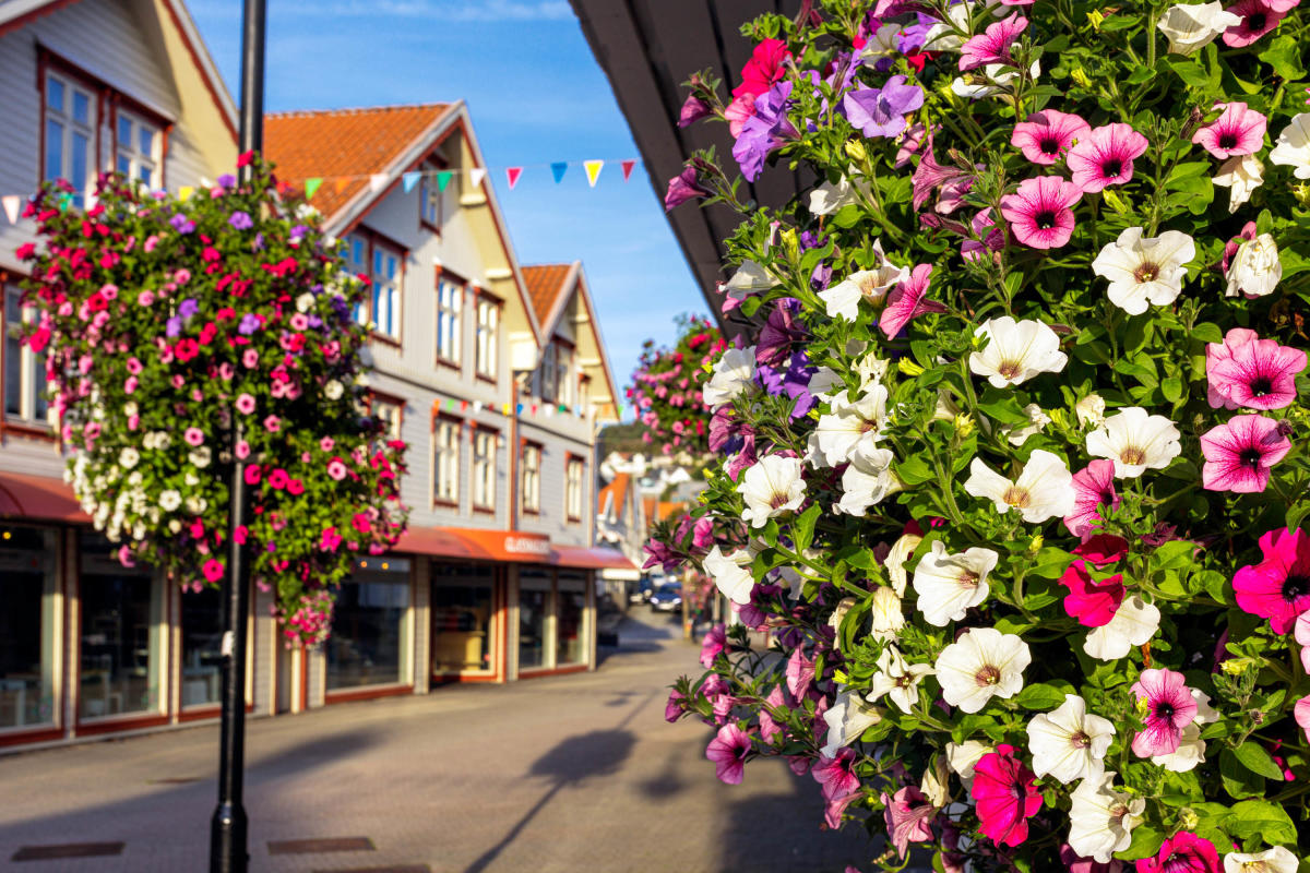 Egersund sentrum - trehusbebyggelsen | Nature Attractions | Egersund ...