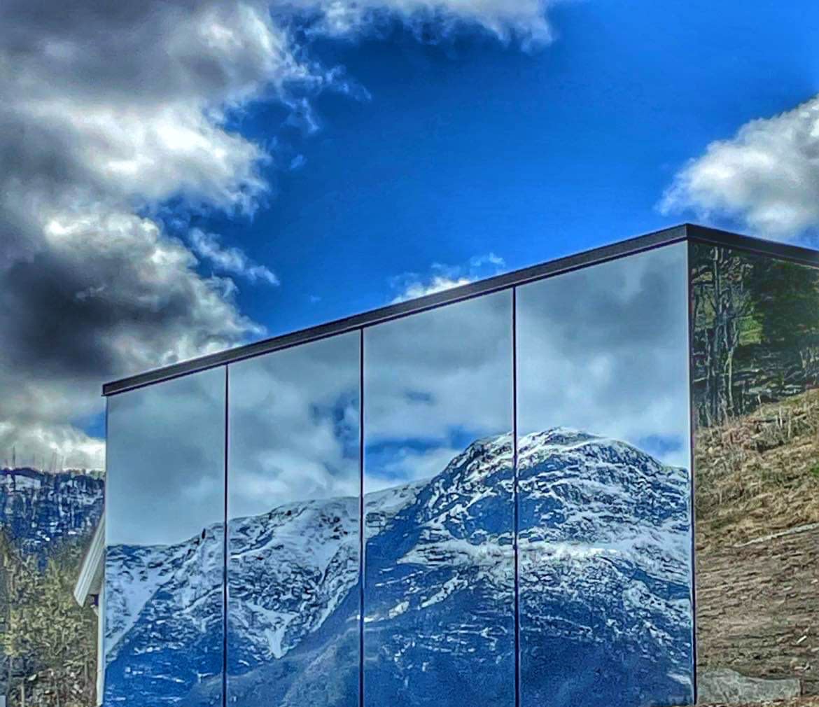Fjord Mirror, Nes Gard Luster | Cottages & Holiday Houses | Høyheimsvik ...