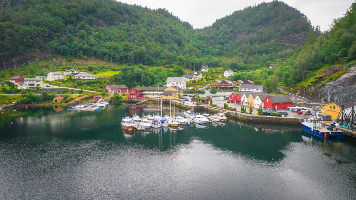 Hotel Sognefjord | Hotels | Hyllestad | Norway