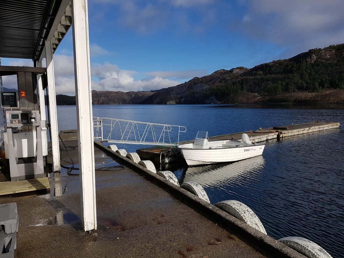 Huglo food shop and marina | Guest Marinas | Huglo | Norway