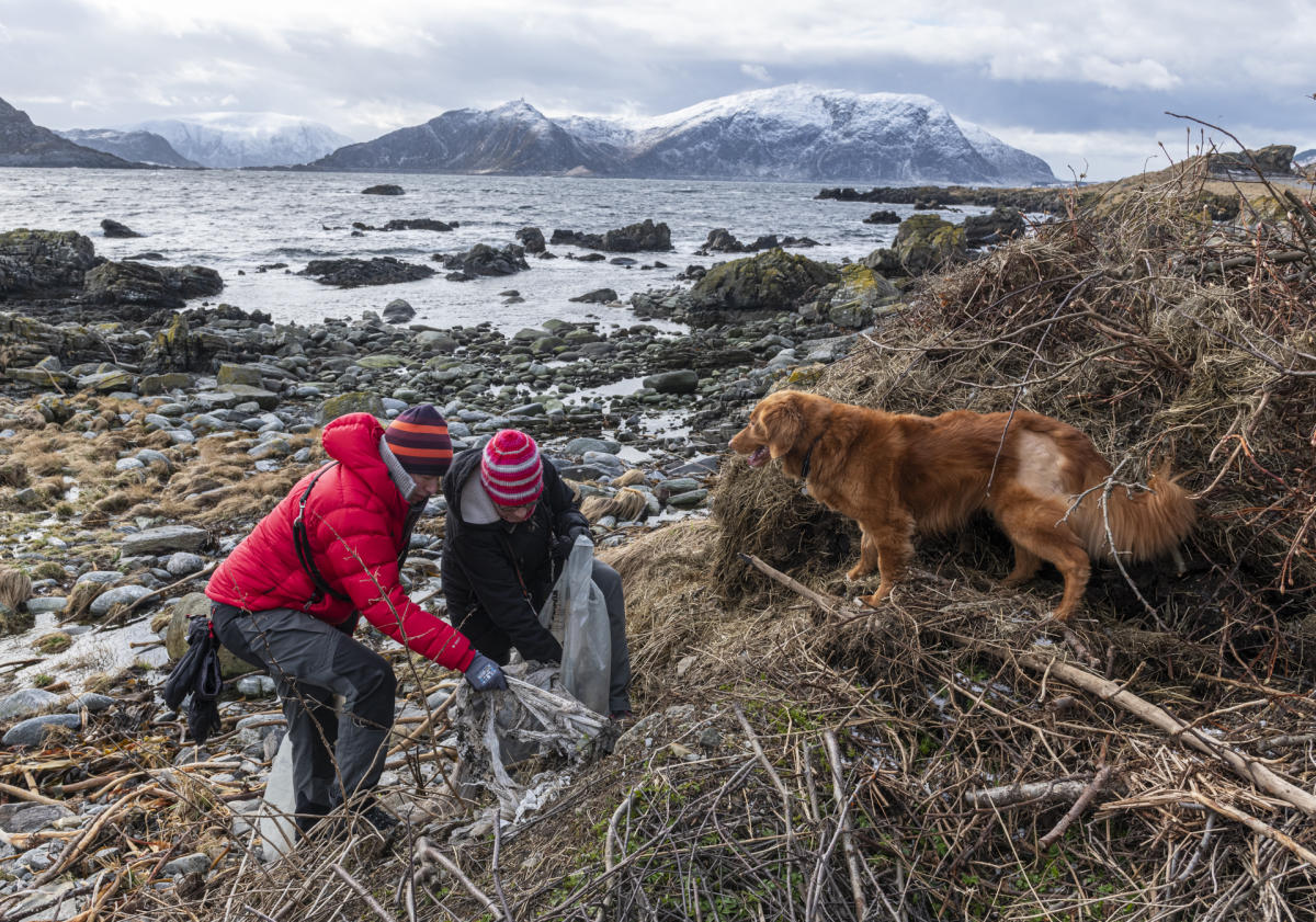 Beach trip with a purpose at Runde