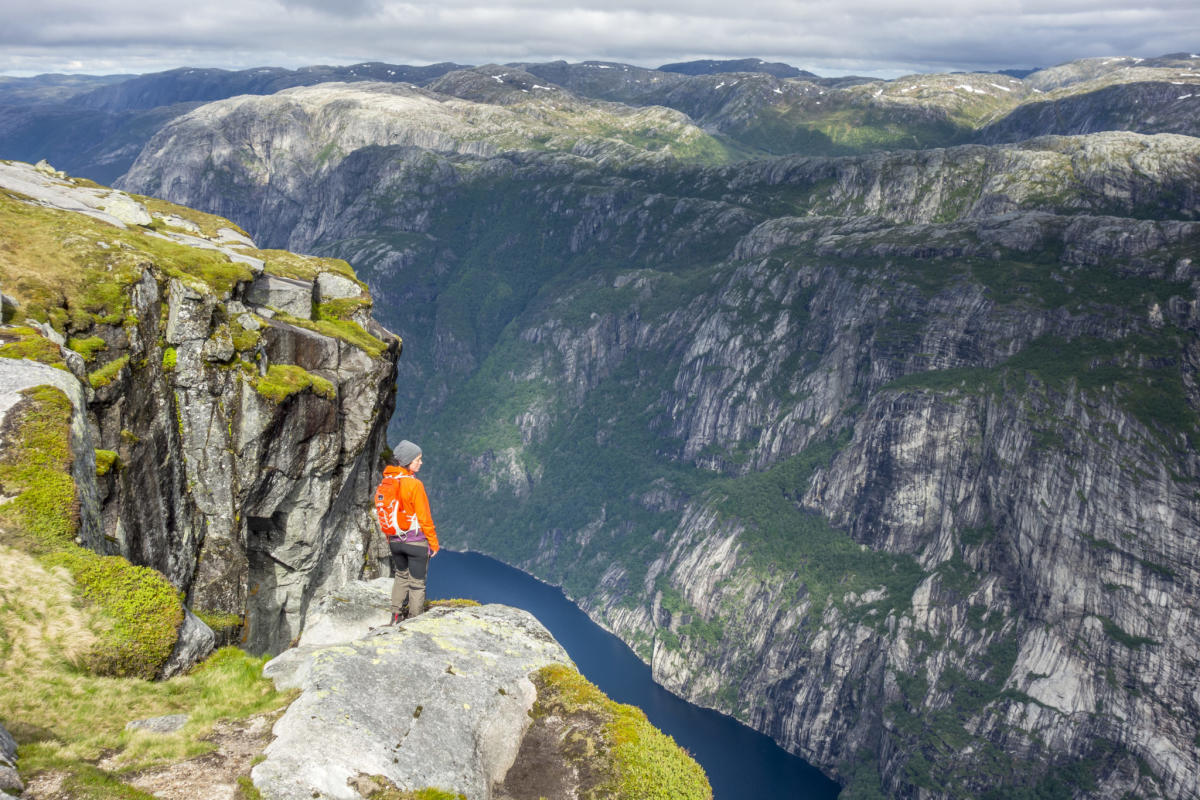 Privat guide til Kjerag med Explore Lysefjorden | Hiking | Forsand | Norway