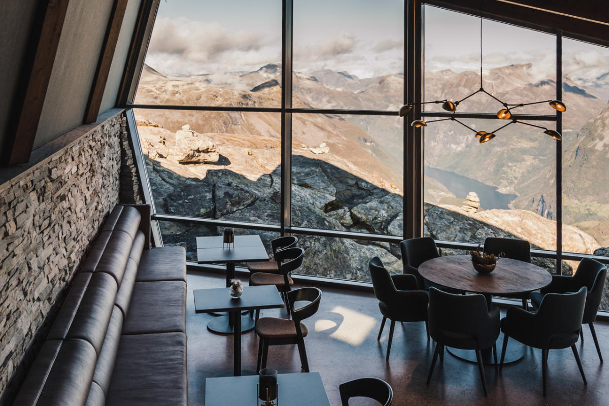 Geiranger Skycafé | Cafés & Diner | Geiranger | Norway